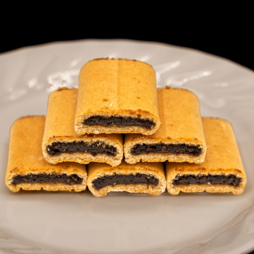 Can Dogs Eat Fig Newtons? What You Need to Know - Bark n Purr Duo